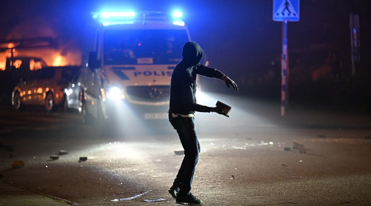 Lars Åberg: De beväpnades yttrandefrihet - Fokus
