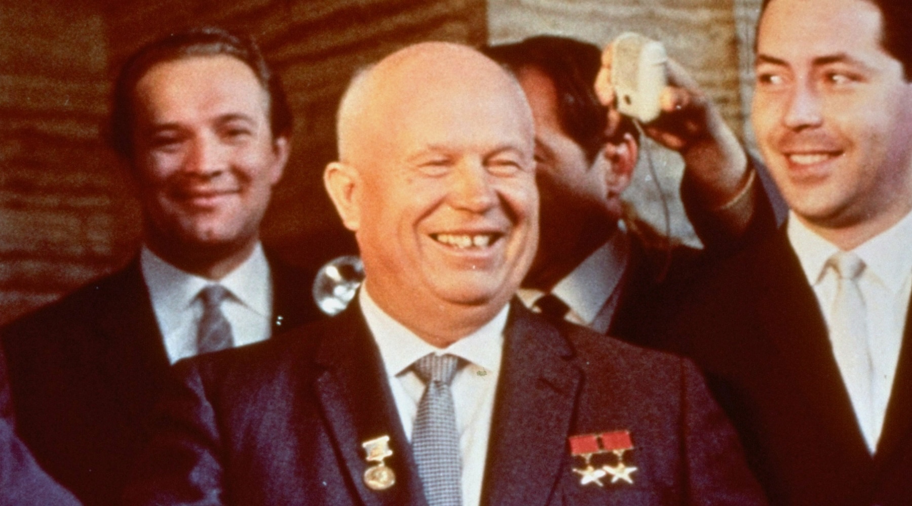 Christian Palme: Trump river författningen i småbitar - Fokus